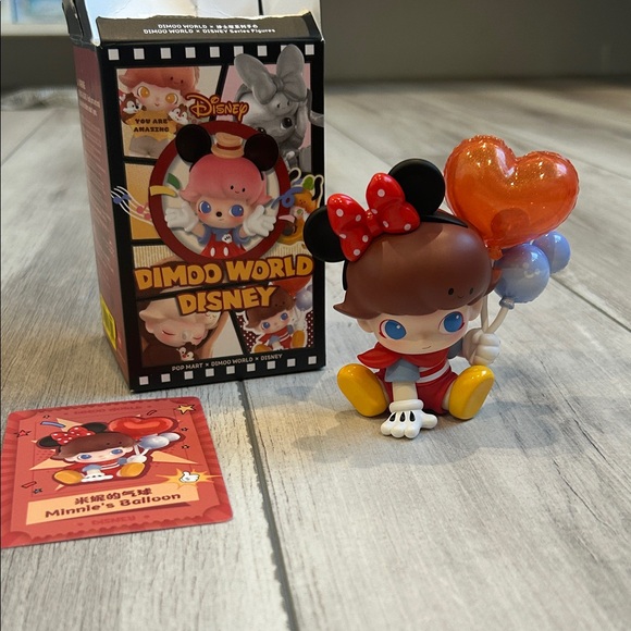 POP MART | Accents | Pop Mart Dimoo World Disney Minnies Balloon Figure ...